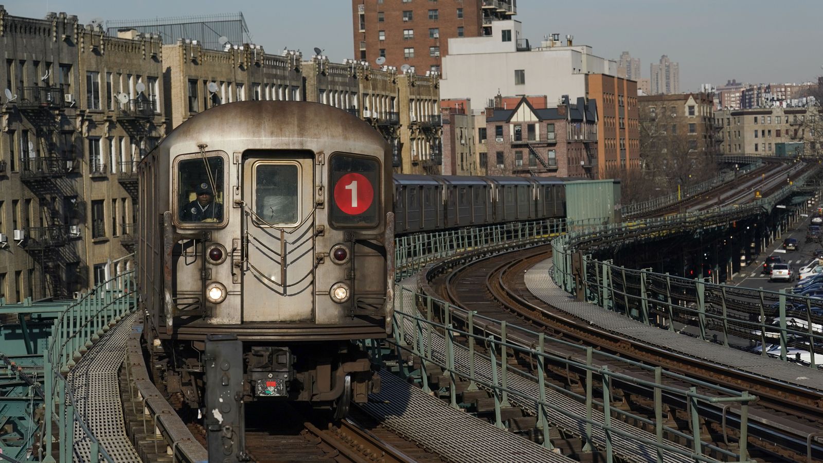 “It requires a fight”: NYC transit worker speaks out on contract ...
