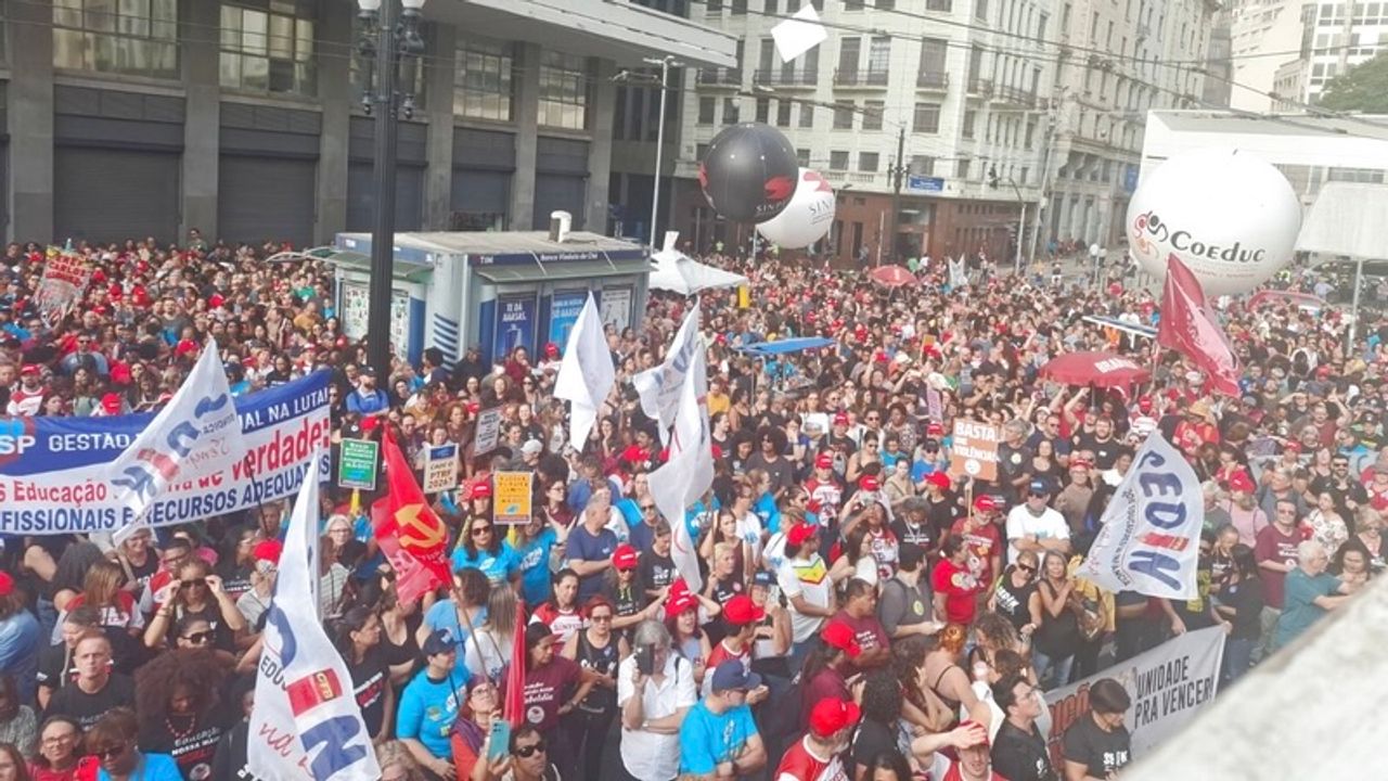 Brazil’s unions isolate São Paulo education strikes - World Socialist ...