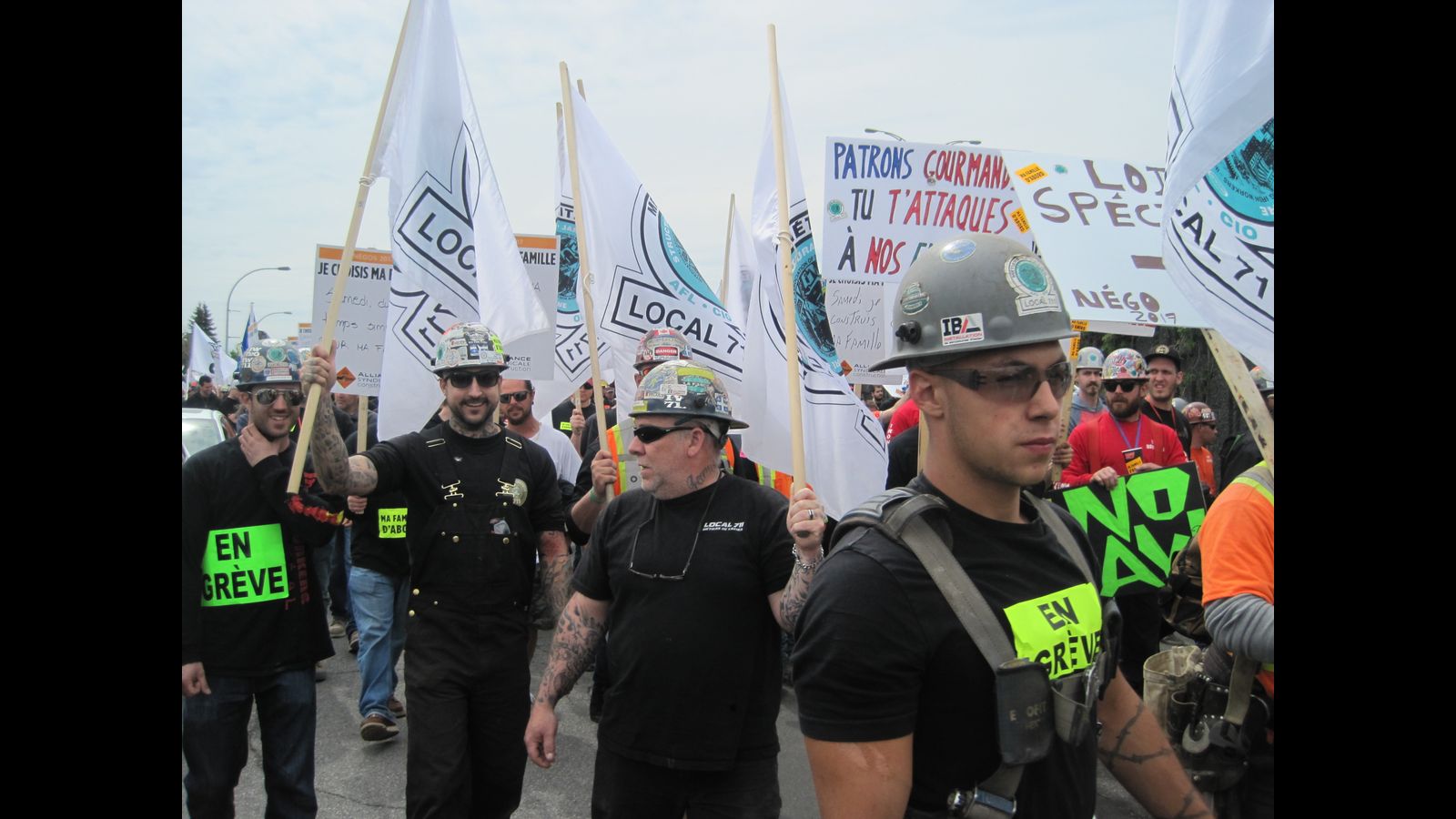 Court strikes down 2017 Quebec law criminalizing strike by 175,000 ...
