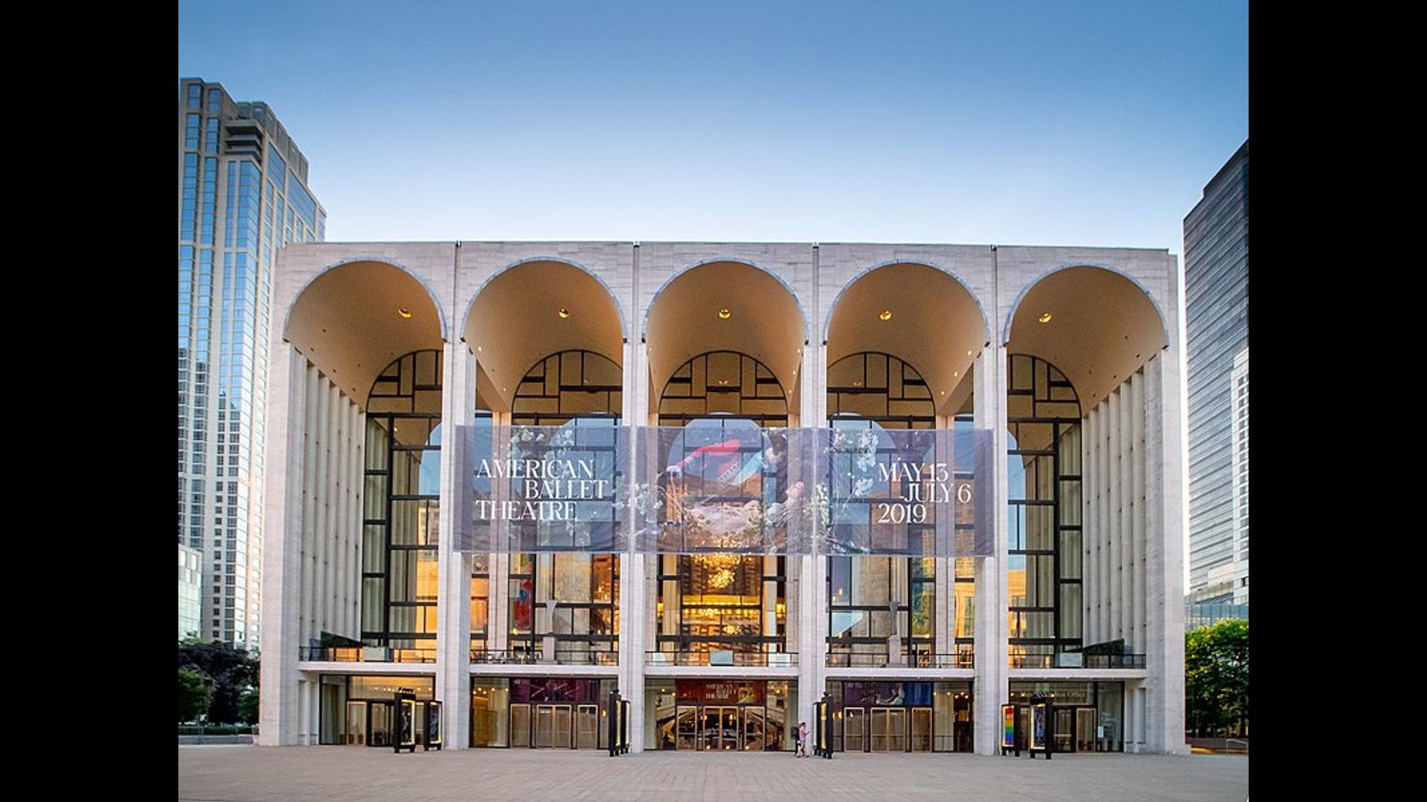 Orchestra musicians accept concessions, as Met Opera plans reopening in ...