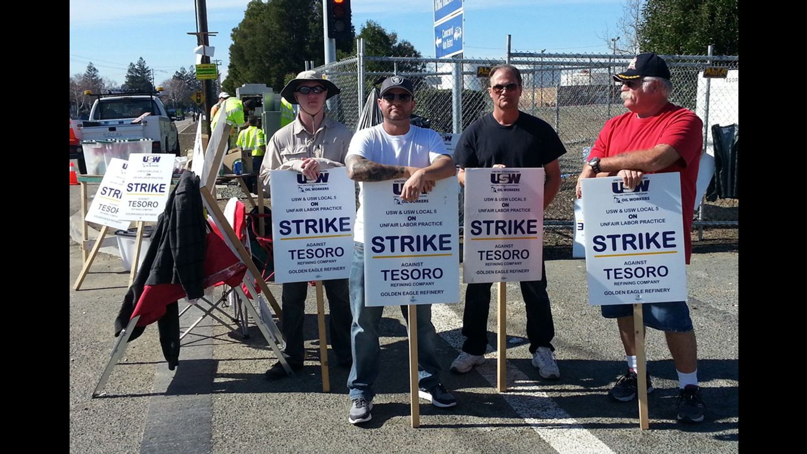 Oil refinery workers demand strike action, denounce USW information ...