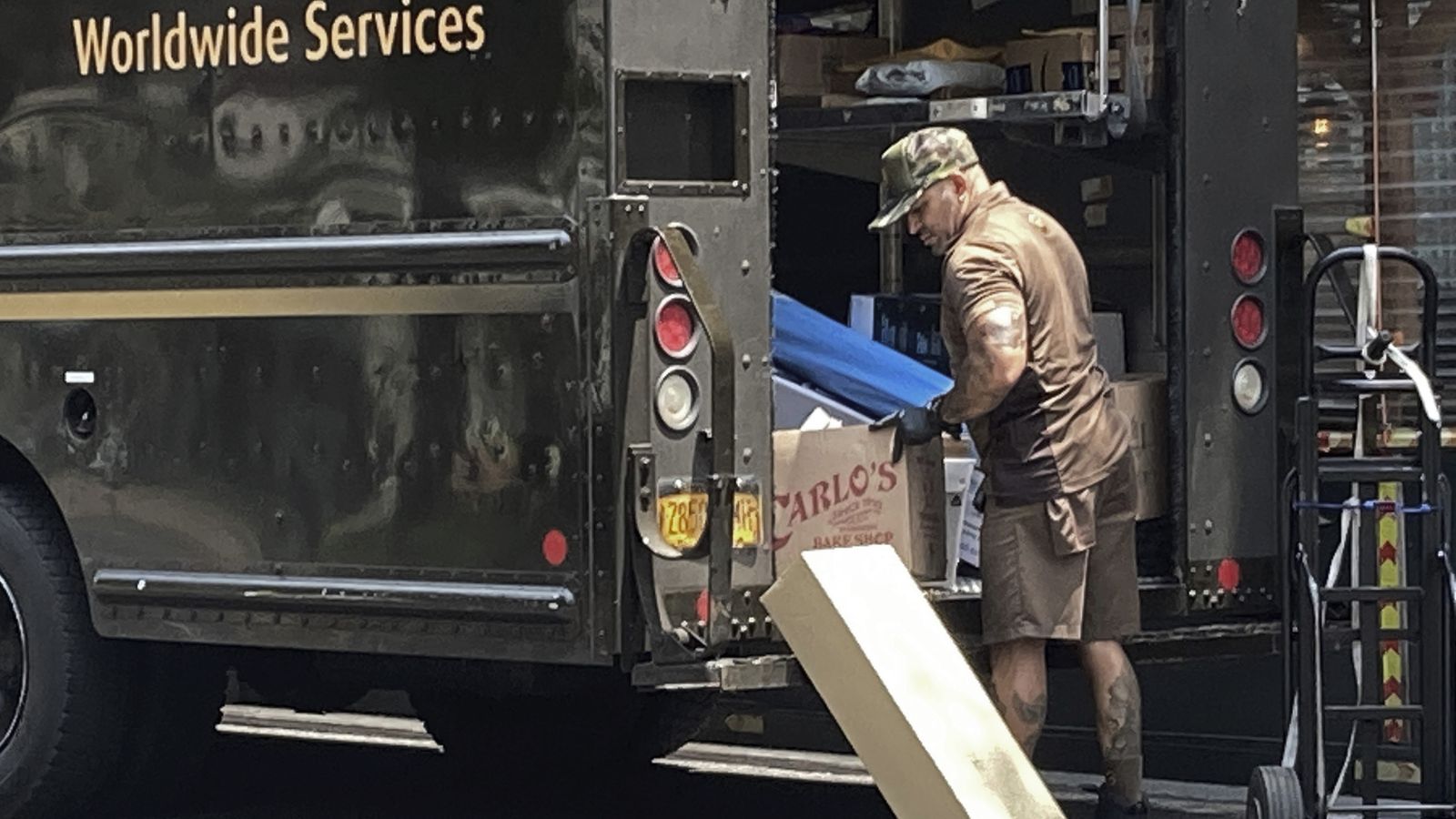 UPS to close facilities in Portland and Baltimore, threatening ...