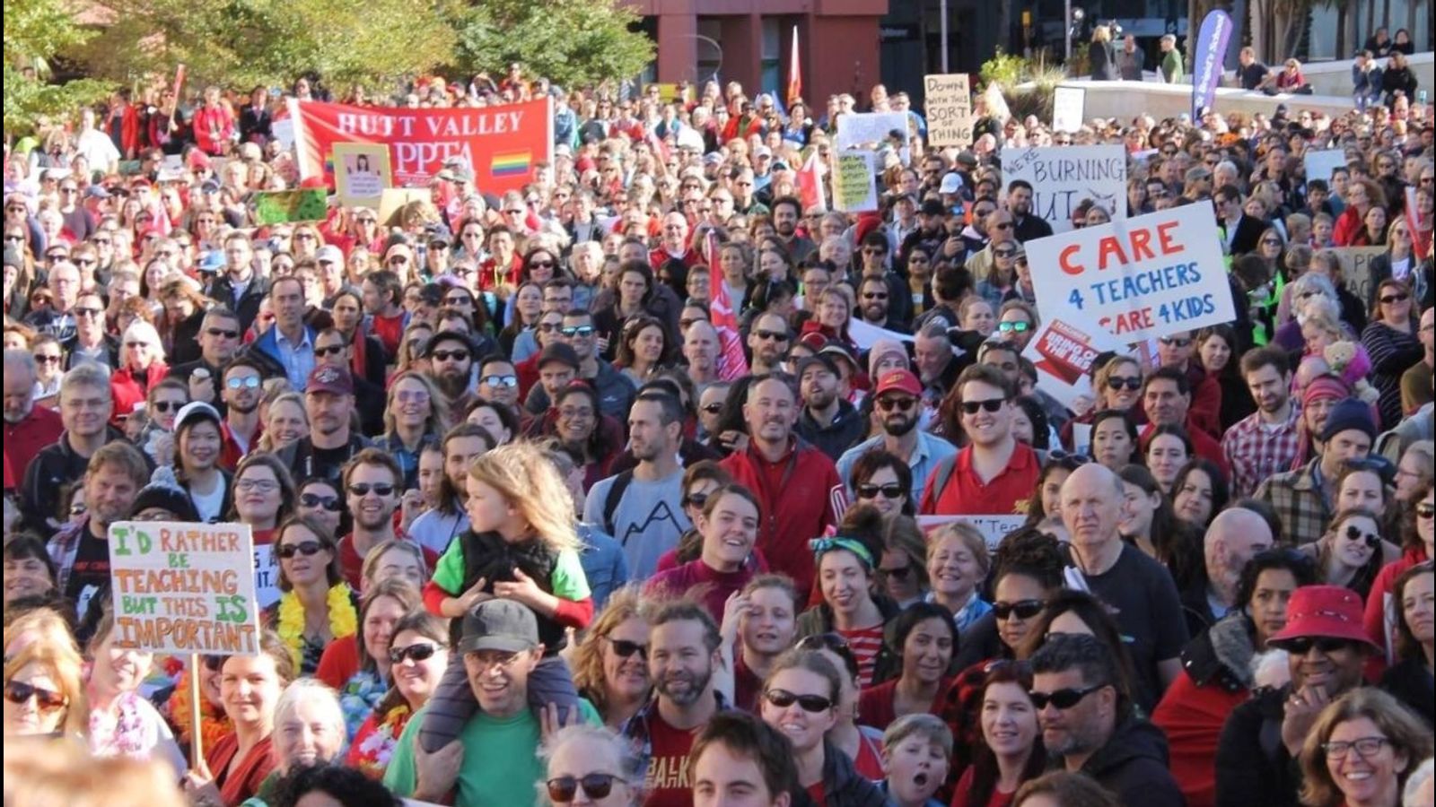 50,000 New Zealand teachers prepare for nationwide strike against pay ...