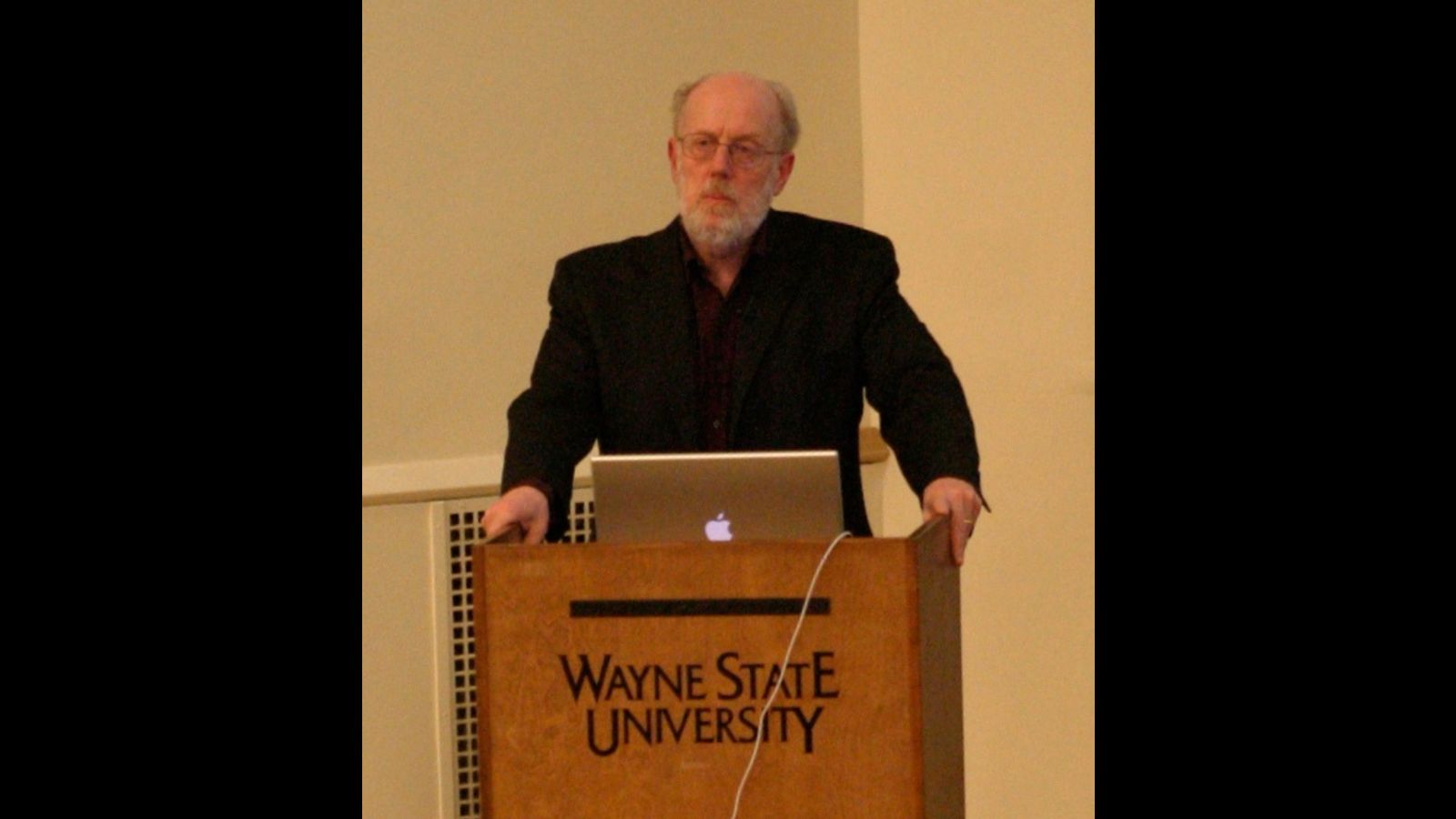 WSWS Arts Editor David Walsh speaks at Wayne State University in ...