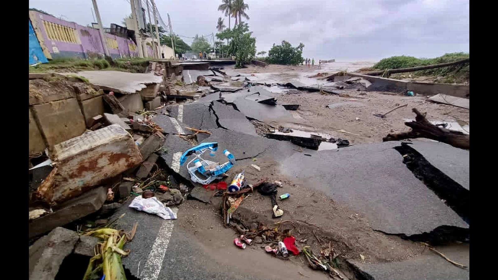 Cyclone Seroja wreaks death and destruction in Indonesia, East Timor ...