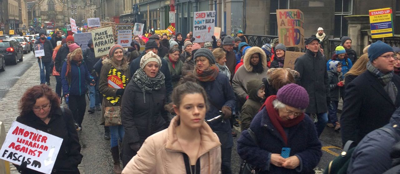 Scotland: Thousands protest in Edinburgh against Trump’s attacks on ...