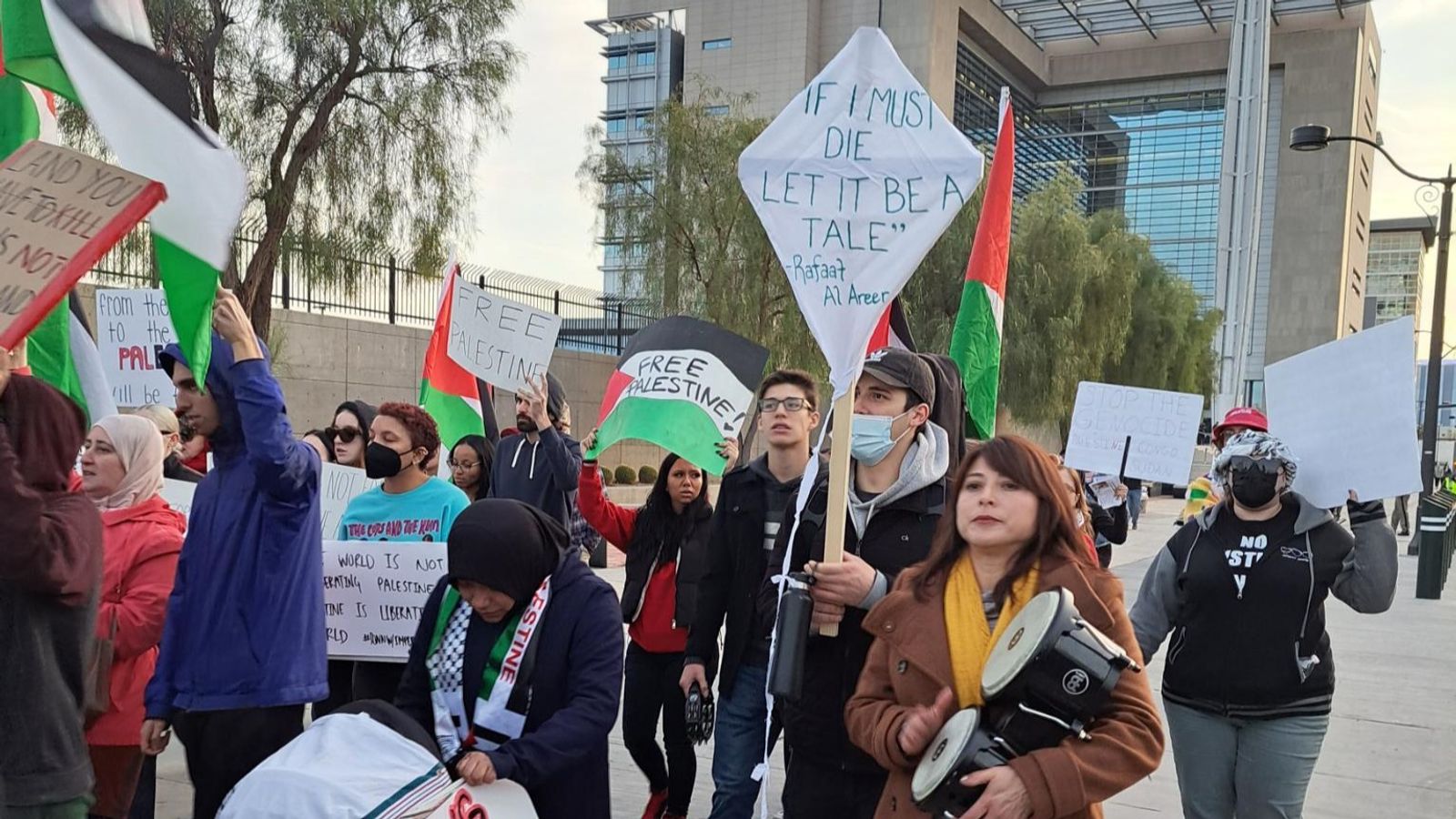 Thousands mourn Professor Refaat al-Ar’eer at anti-genocide protests ...