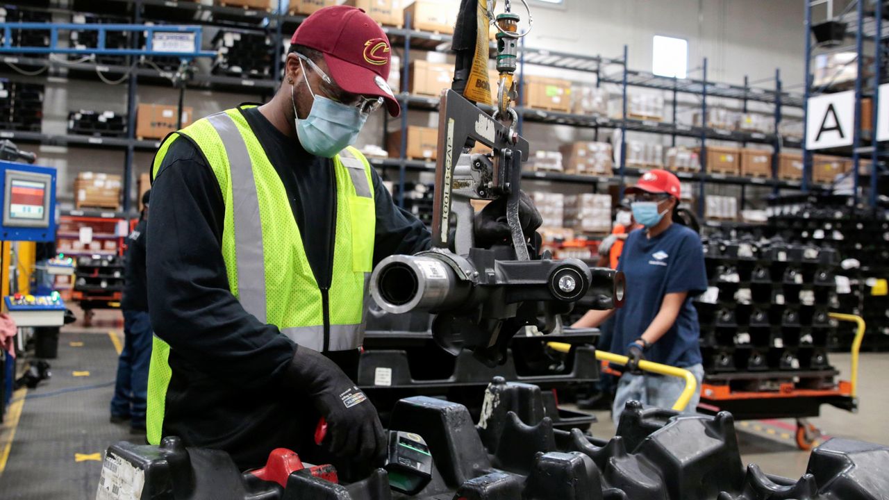 COVID-19 continues to spread in Dana auto parts plants and surrounding ...