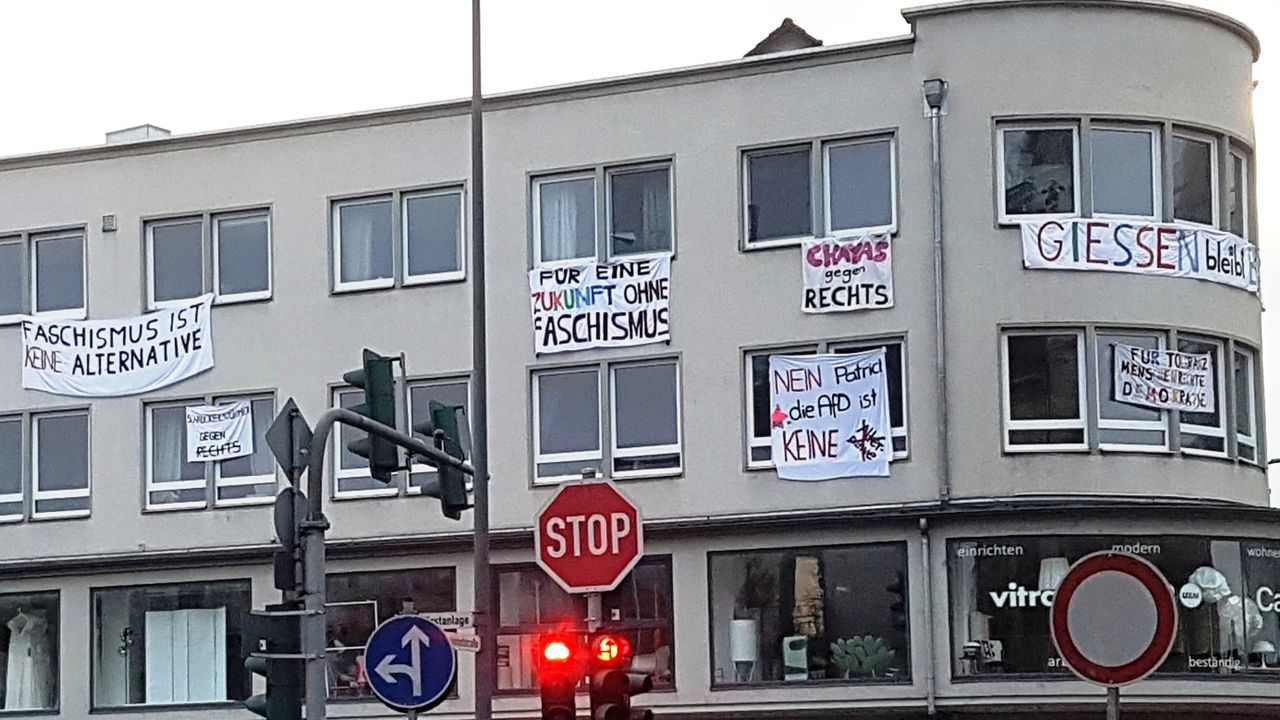 Zehntausende protestieren in Gießen gegen die AfD - World Socialist Web ...