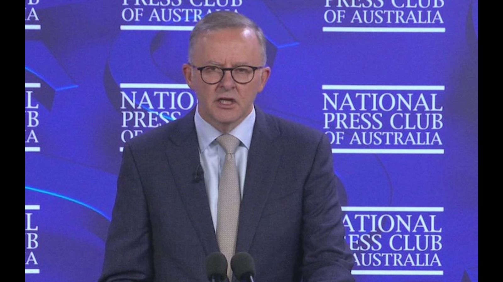 Australian Labor leader offers to use pandemic crisis to restructure ...