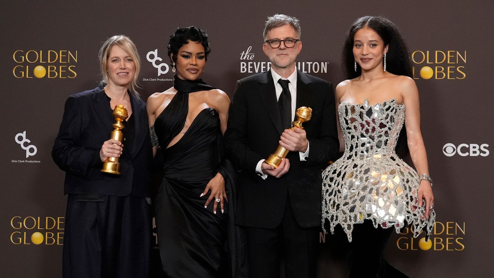 Singers Billie Eilish, Dave Matthews, Neil Young denounce ICE murder ...