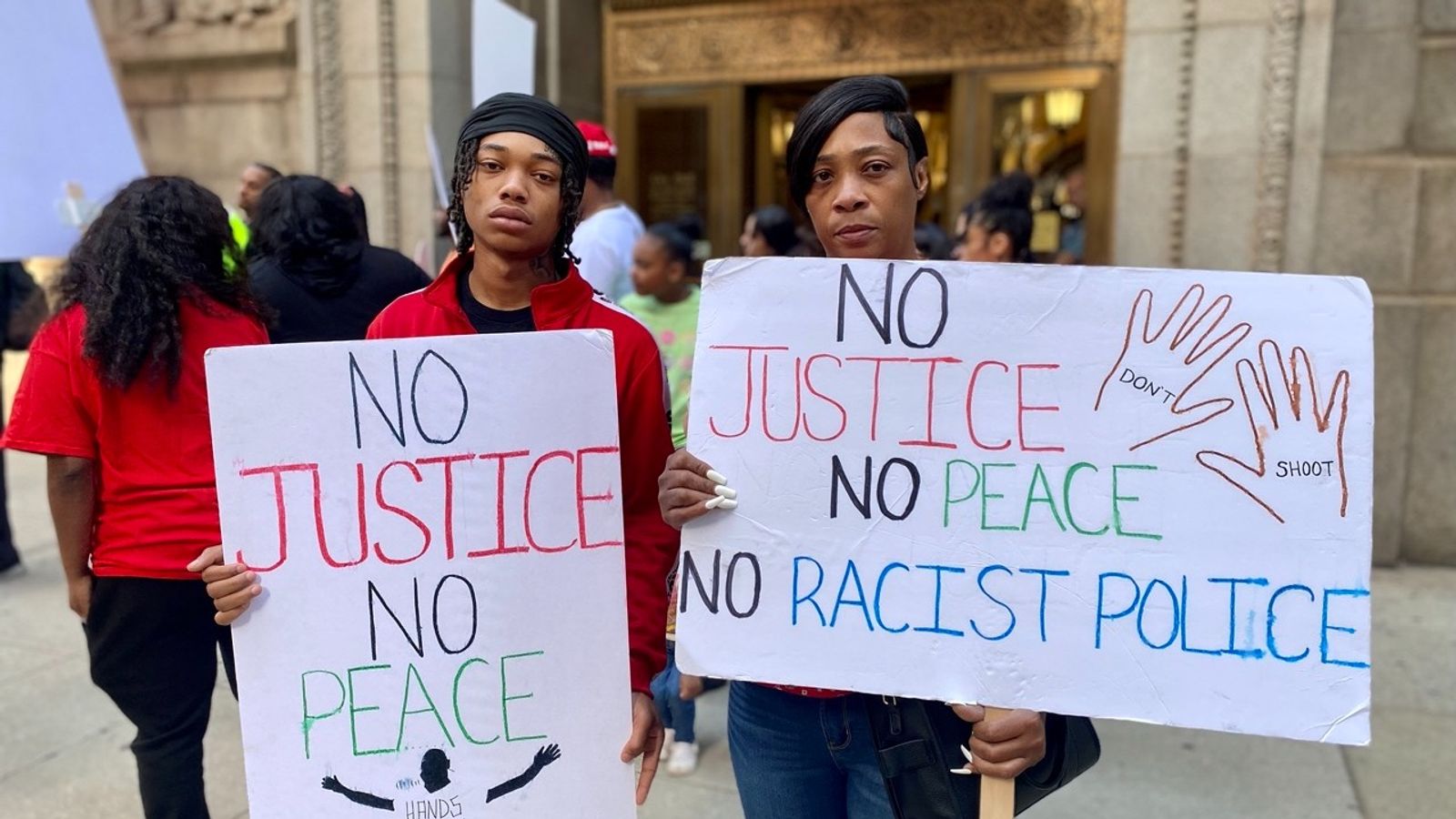 Family of Reginald Clay Jr., 24-year-old Amazon worker killed by police ...