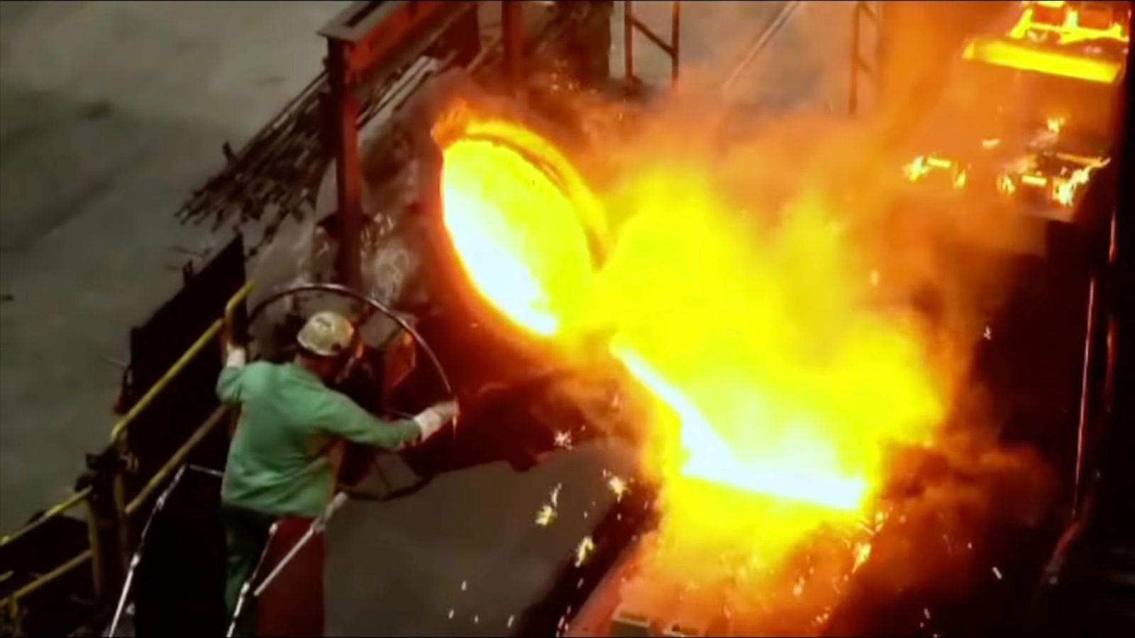 “Nothing has changed”: Workers speak out after death of Caterpillar ...