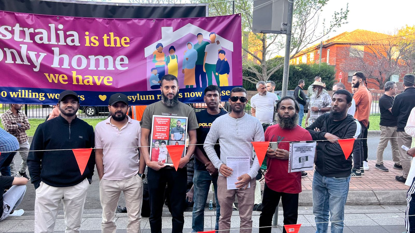 Australia: Asylum seekers protesting Labor’s anti-refugee policies ...