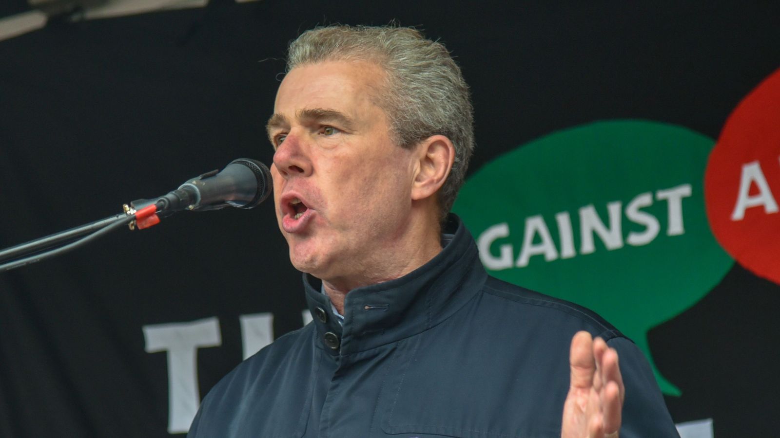 PCS union sits on strike action by 100,000 civil servants against UK ...