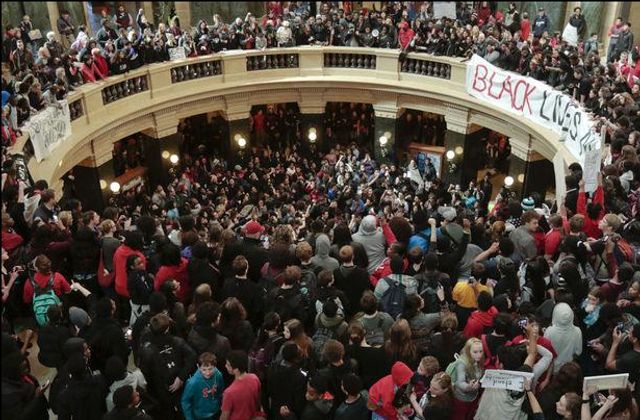 Students protest Madison, Wisconsin police killing | News for the ...
