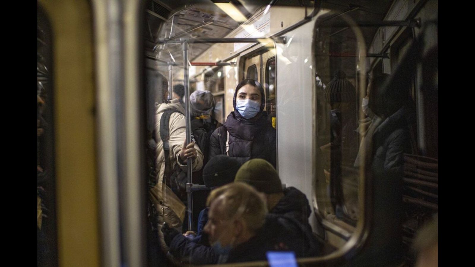 COVID cases rise in Russia as government fails to contain pandemic ...