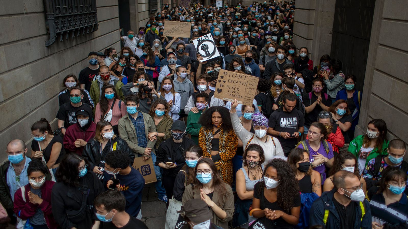 The global protests and the fight against capitalism - World Socialist ...