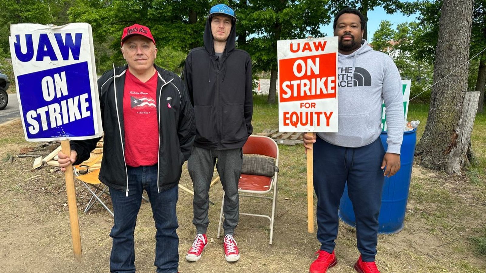 “They are trying to strong-arm us”: Clarios workers call for support as ...