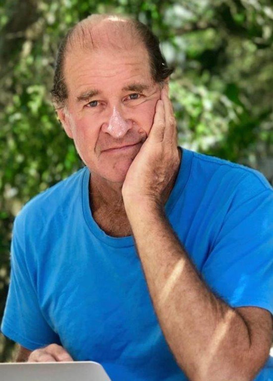 Australian filmmaker James Ricketson demands release of Julian Assange ...
