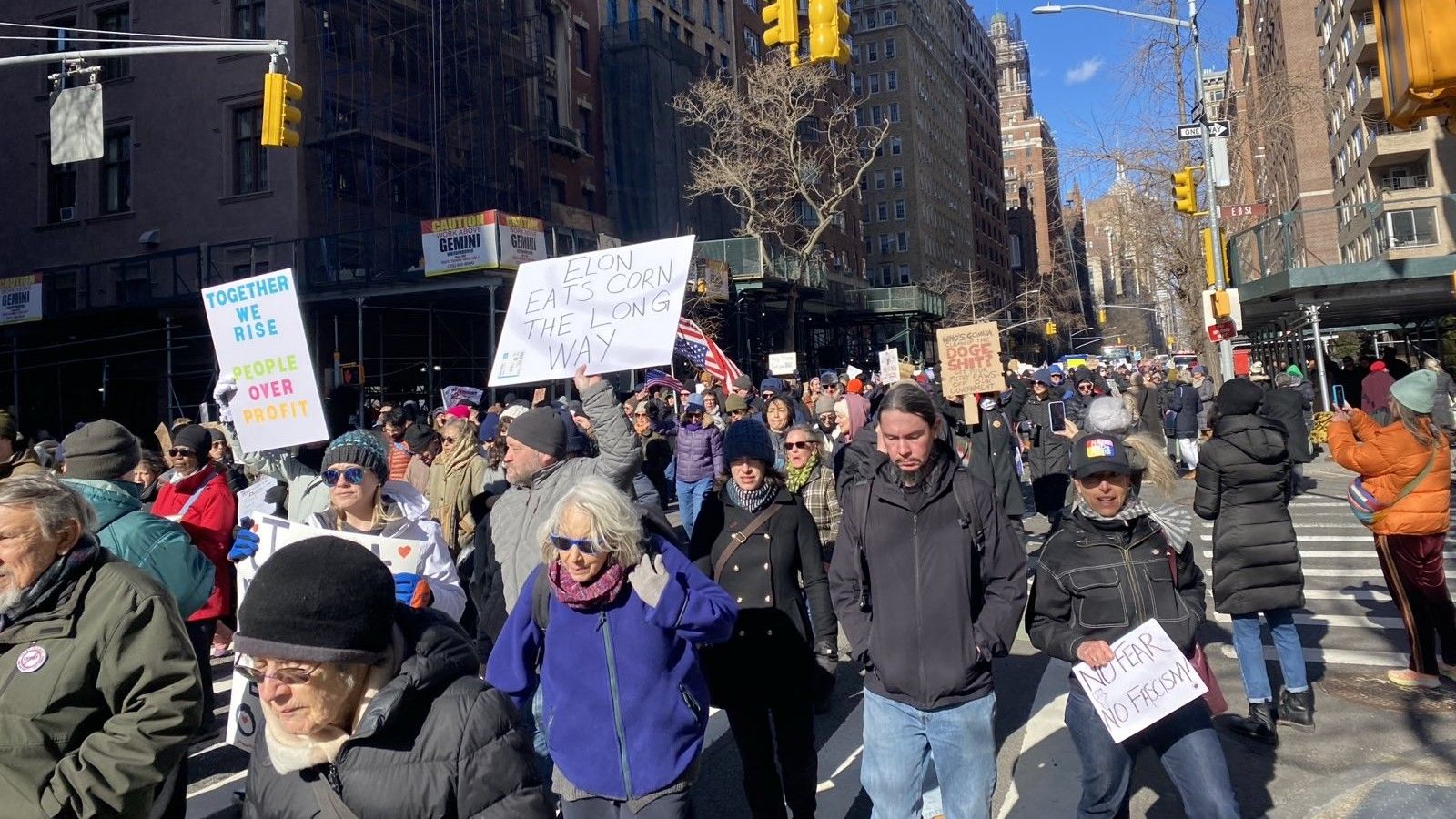 US federal workers denounce firings, call for mass action: “I do ...