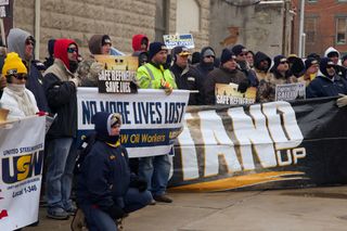 As US oil strike reaches one month, companies sit on billions in ...