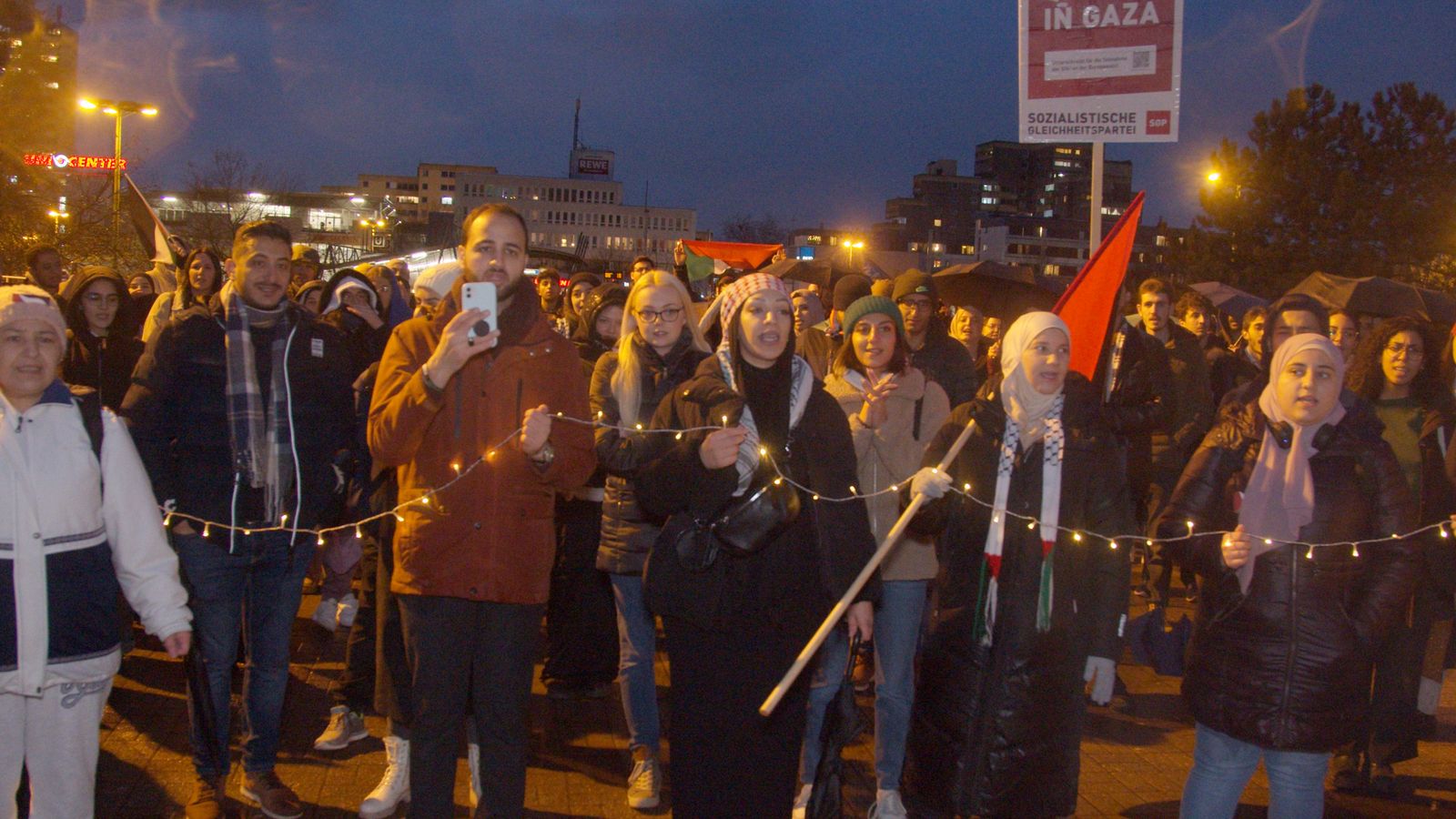Militant protest against genocide in Gaza and censorship of war ...