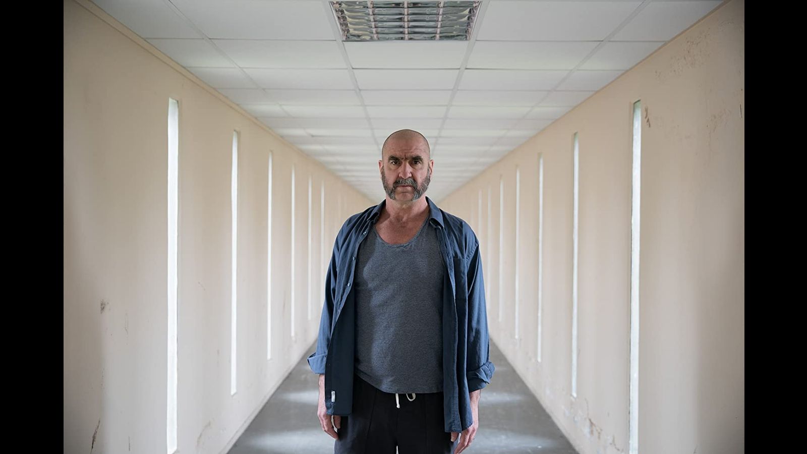 Inhuman Resources : In French Netflix series, an unemployed man takes ...